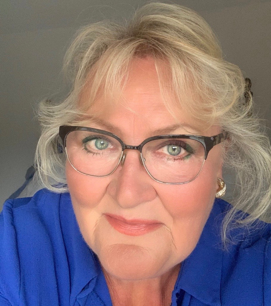 GRACE MEETS JO JEWETT – Studio10 Makeup